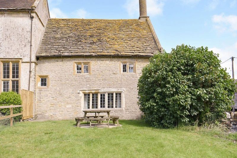 Churchill Cottage – Round Chimneys Farm, Glanvilles Wootton | British ...