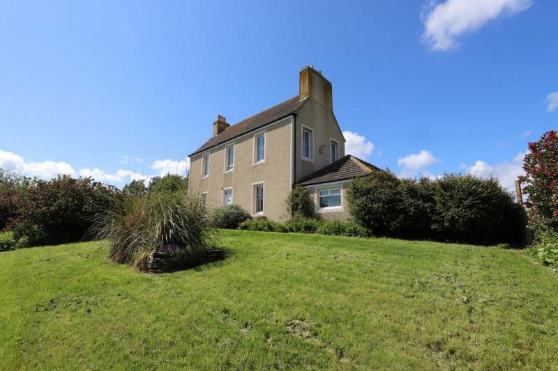 Spacious Farmhouse, Castletown | British Farm Stays